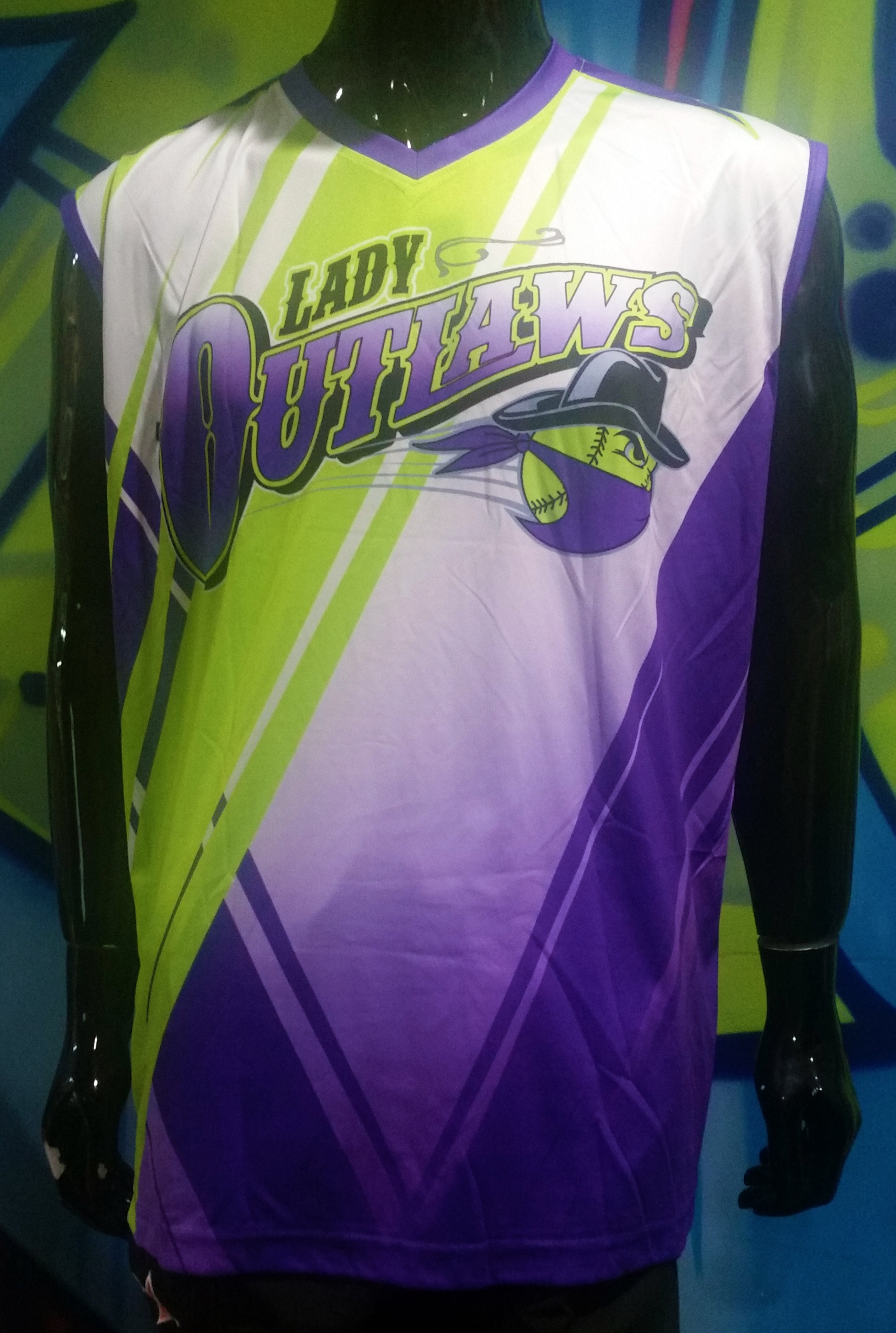 Outlaws Softball Logo